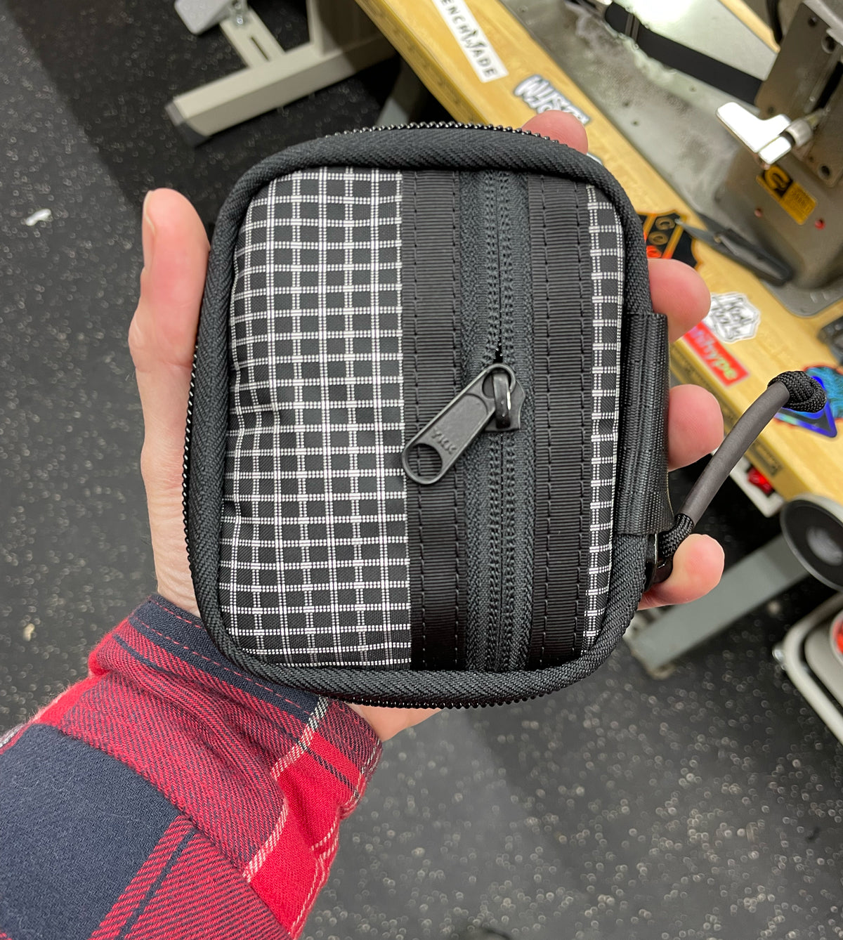 Mighty Pouch Classic Ultragrid Black Beauty No Loop - Holiday 2024 ...